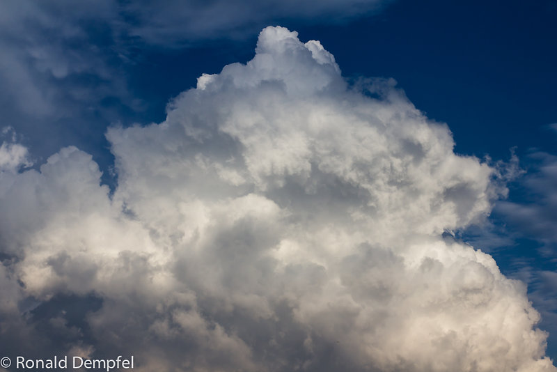 Wolke.jpg - Ronald Dempfel